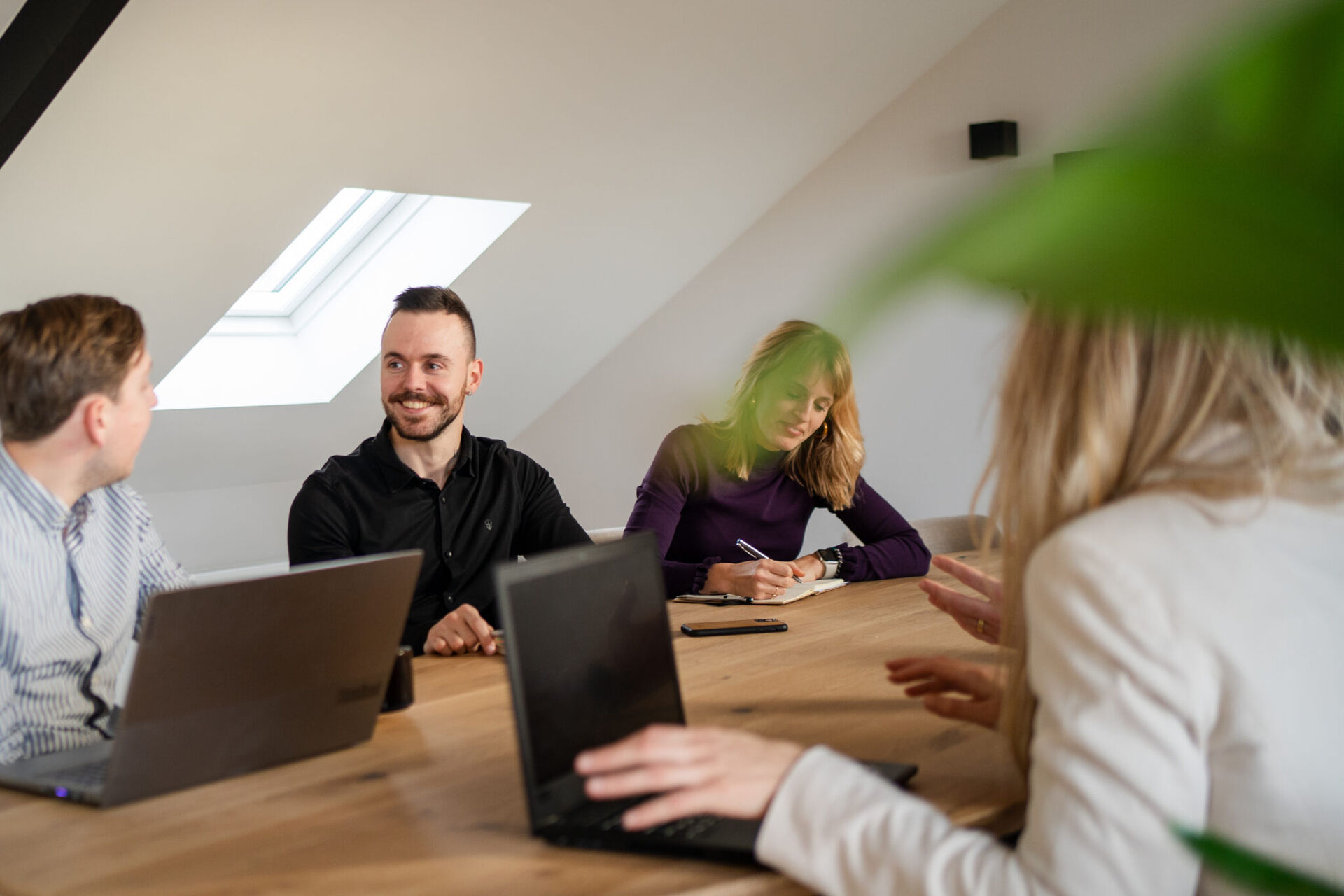 Expert in werving & werkgeluk - LEF Groep